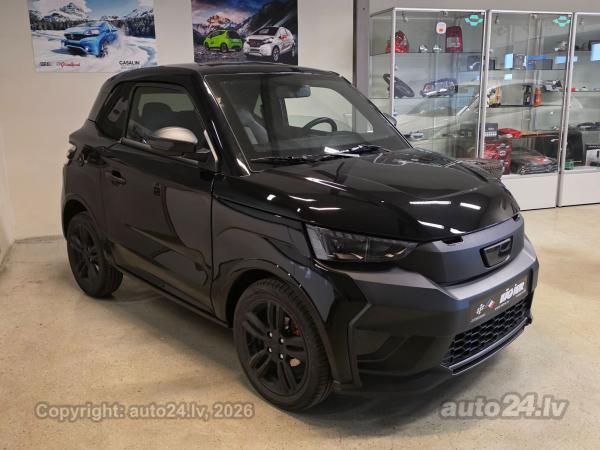 Melns Ligier JS 50 2025 Tallina, ar dzinēja tilpumu 0.50 L un nobraukumu 3 tūkst. km par 16990 €, foto 2 vietnē AUTOMOTO.COM.LV