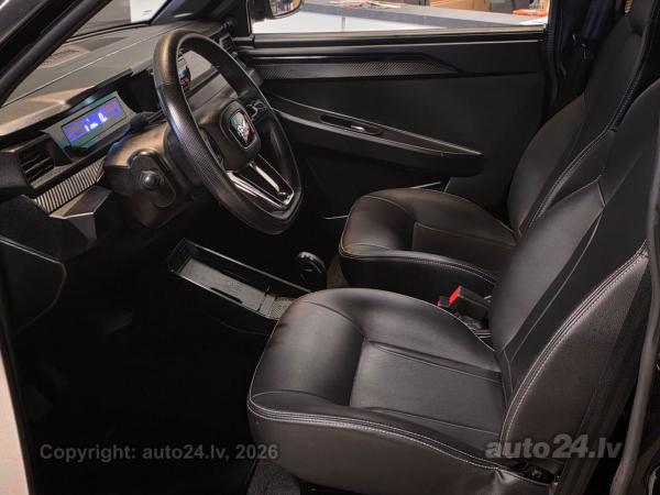 Melns Ligier JS 50 2025 Tallina, ar dzinēja tilpumu 0.50 L un nobraukumu 3 tūkst. km par 16990 €, foto 6 vietnē AUTOMOTO.COM.LV