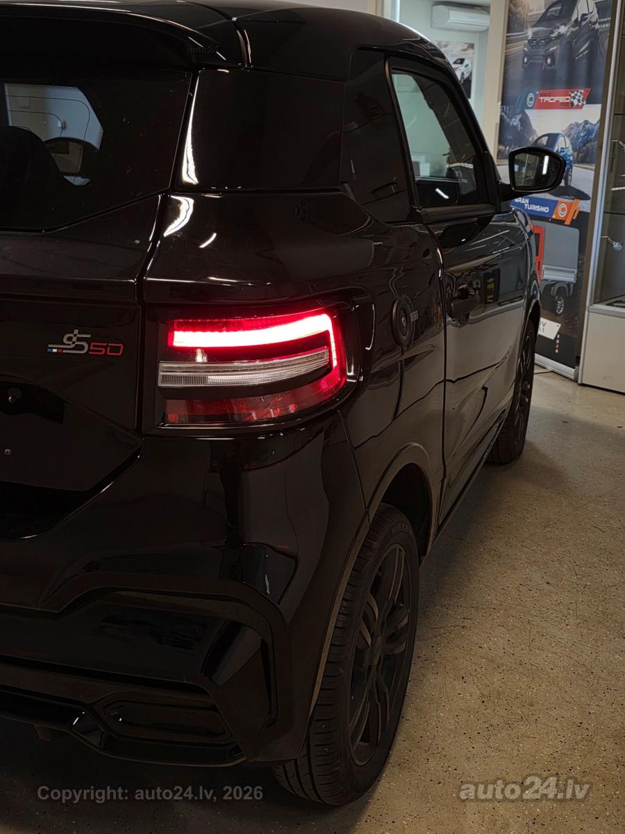 Melns Ligier JS 50 2025 Tallina, ar dzinēja tilpumu 0.50 L un nobraukumu 3 tūkst. km par 16990 €, foto 22 vietnē AUTOMOTO.COM.LV