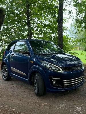 Blue Ligier JS 50 2019 in Taurage, with an engine capacity of 0.00 L and mileage of 31 thousand km for 8300 €, photo 4 on AUTOMOTO.COM.LV