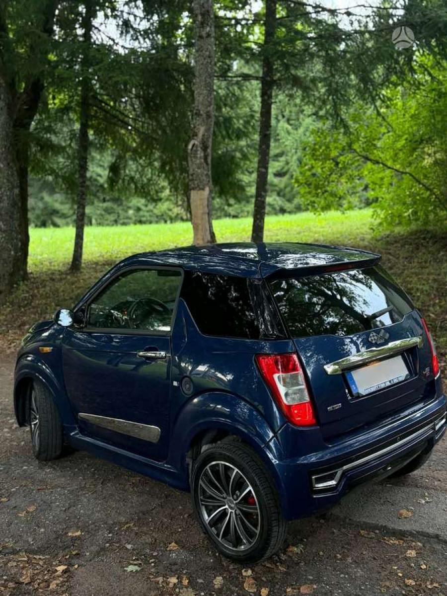 Blue Ligier JS 50 2019 in Taurage, with an engine capacity of 0.00 L and mileage of 31 thousand km for 8300 €, photo 7 on AUTOMOTO.COM.LV