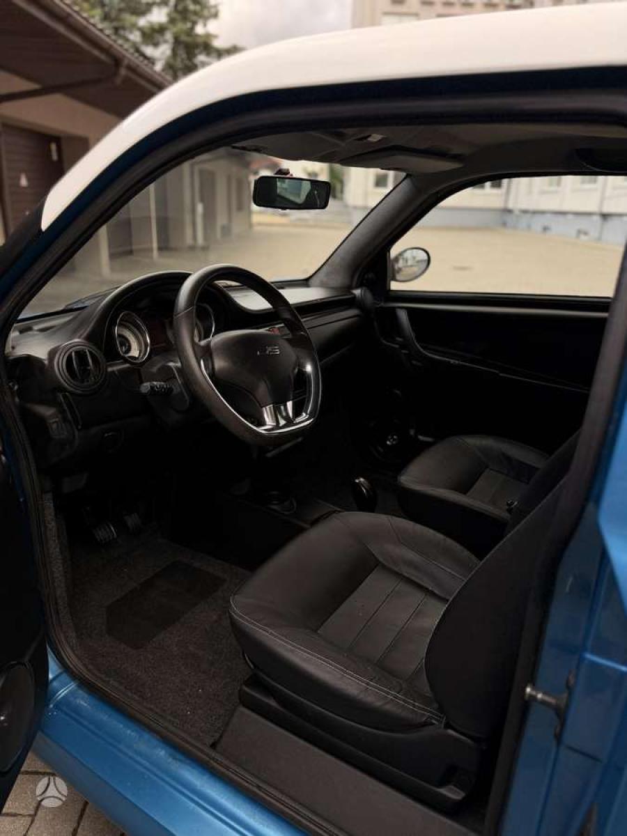 Blue Ligier JS 50 2017 in Taurage, with an engine capacity of 0.00 L and mileage of 47 thousand km for 5700 €, photo 7 on AUTOMOTO.COM.LV