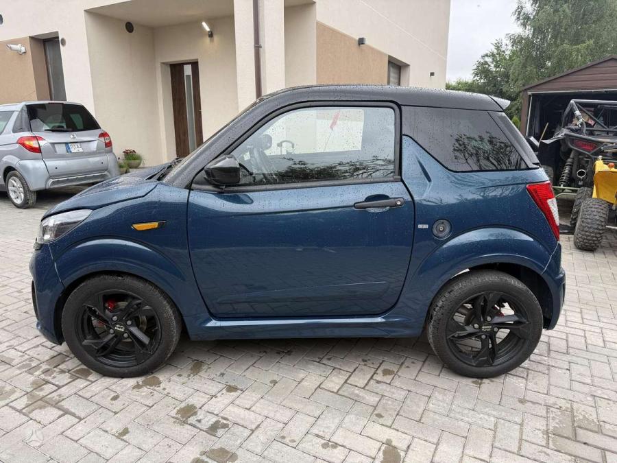 Zils Ligier JS 50 2024 Viļņa, ar dzinēja tilpumu 0.49 L un nobraukumu 15 tūkst. km par 13200 €, foto 5 vietnē AUTOMOTO.COM.LV