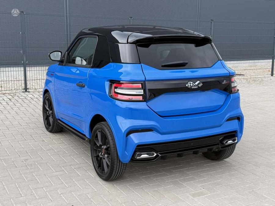 Zils Ligier JS 50 2025 Kauņa, ar dzinēja tilpumu 0.50 L un nobraukumu 5 tūkst. km par 17400 €, foto 10 vietnē AUTOMOTO.COM.LV