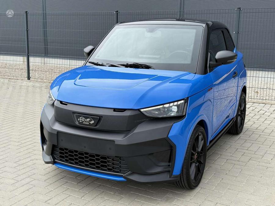 Blue Ligier JS 50 2025 in Kaunas, with an engine capacity of 0.50 L and mileage of 5 thousand km for 16900 €, photo 5 on AUTOMOTO.COM.LV