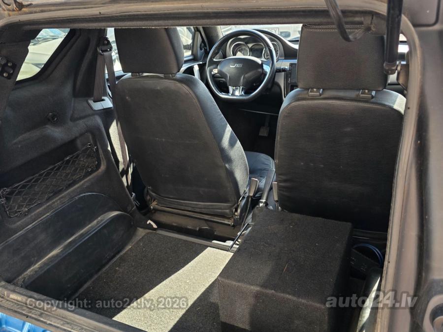 Zils Ligier JS 50 2017 Tallina, ar dzinēja tilpumu 0.51 L un nobraukumu 61 tūkst. km par 6390 €, foto 14 vietnē AUTOMOTO.COM.LV