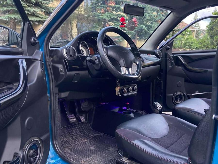 Zils Ligier JS 50 2016 Panevēža, ar dzinēja tilpumu 0.50 L un nobraukumu 98 tūkst. km par 5000 €, foto 10 vietnē AUTOMOTO.COM.LV