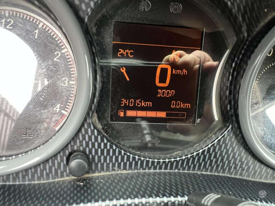 Grey Ligier JS 50 2019 in Kaunas, with an engine capacity of 0.50 L and mileage of 34 thousand km for 7999 €, photo 15 on AUTOMOTO.COM.LV