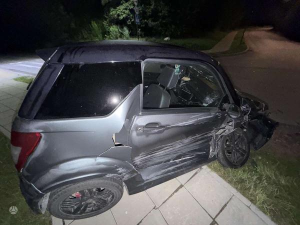 Pelēks Ligier JS 50 2021 Viļņa, ar dzinēja tilpumu 0.48 L un nobraukumu 36 tūkst. km par 3000 €, foto 2 vietnē AUTOMOTO.COM.LV