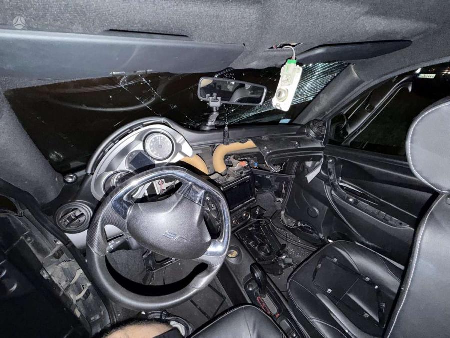 Pelēks Ligier JS 50 2021 Viļņa, ar dzinēja tilpumu 0.48 L un nobraukumu 36 tūkst. km par 3000 €, foto 4 vietnē AUTOMOTO.COM.LV