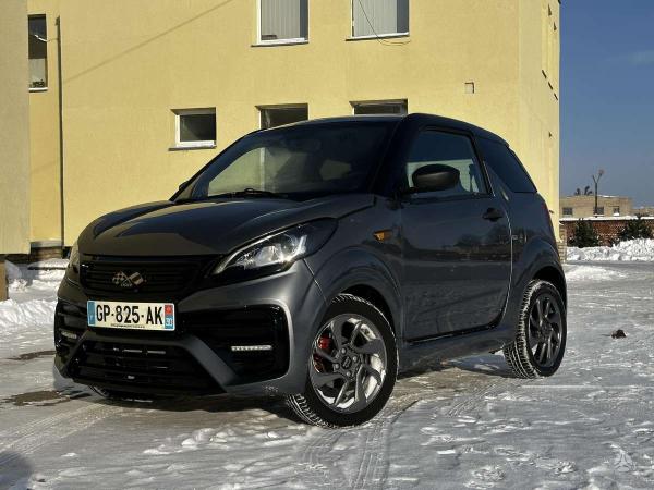 Pelēks Ligier JS 50 2023 Kėdainiai, ar dzinēja tilpumu 0.49 L un nobraukumu 6 tūkst. km par 12900 €, foto 1 vietnē AUTOMOTO.COM.LV