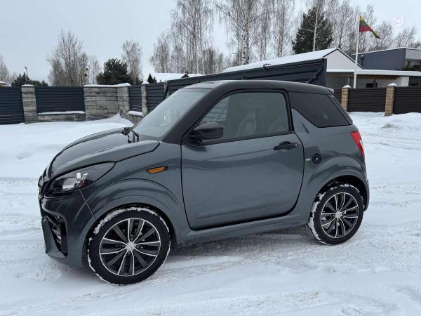 Pelēks Ligier JS 50 2023 Kauņa, ar dzinēja tilpumu 0.50 L un nobraukumu 20 tūkst. km par 11350 €, foto 2 vietnē AUTOMOTO.COM.LV