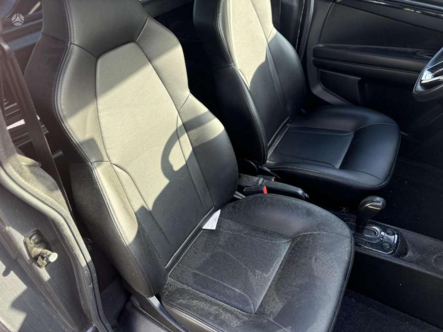 Pelēks Ligier JS 50 2024 Tauragė, ar dzinēja tilpumu 0.00 L un nobraukumu 3 tūkst. km par 6700 €, foto 9 vietnē AUTOMOTO.COM.LV