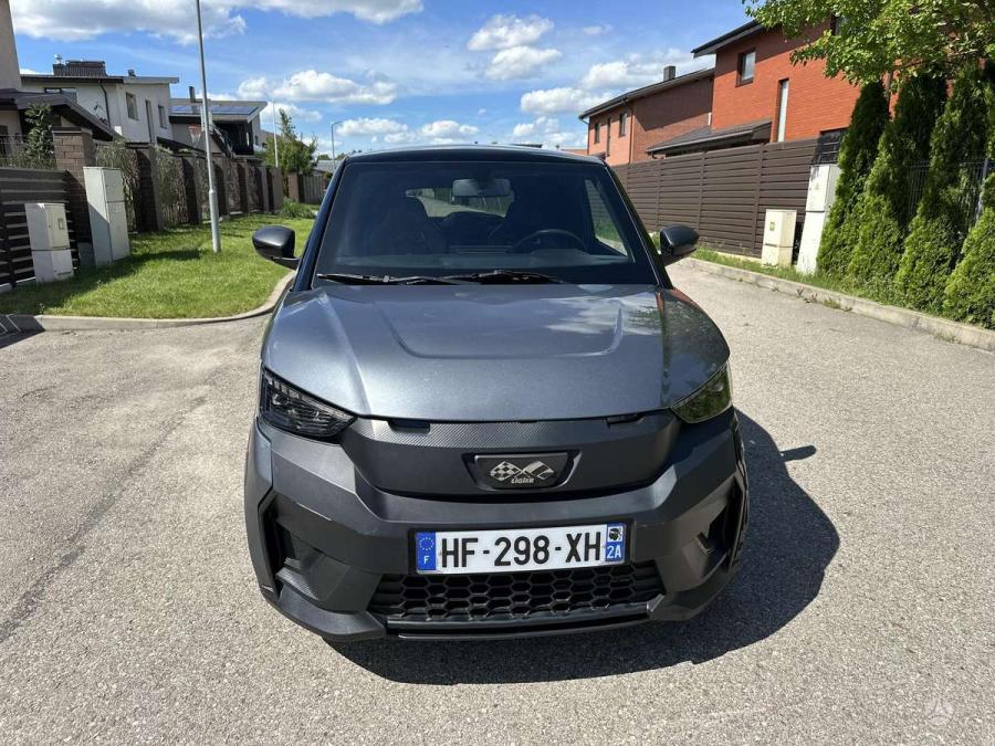 Pelēks Ligier JS 50 2025 Kauņa, ar dzinēja tilpumu 0.50 L un nobraukumu 2 tūkst. km par 10900 €, foto 24 vietnē AUTOMOTO.COM.LV