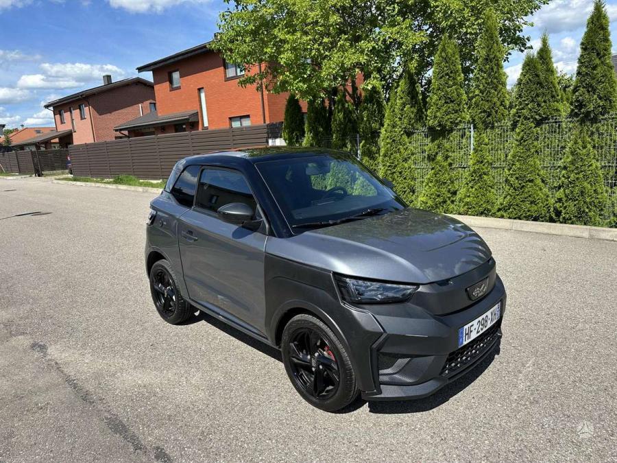 Pelēks Ligier JS 50 2025 Kauņa, ar dzinēja tilpumu 0.50 L un nobraukumu 2 tūkst. km par 10900 €, foto 29 vietnē AUTOMOTO.COM.LV