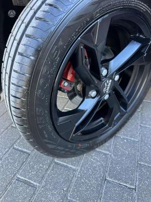 Pelēks Ligier JS 50 2025 Kauņa, ar dzinēja tilpumu 0.50 L un nobraukumu 2 tūkst. km par 10900 €, foto 32 vietnē AUTOMOTO.COM.LV