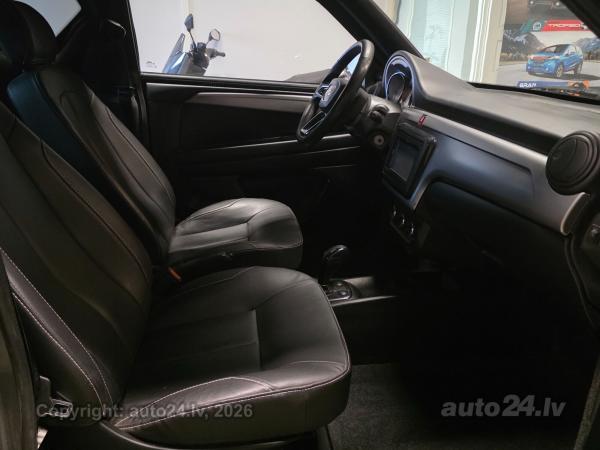Grey Ligier JS 50 2022 in Tallinn, with an engine capacity of 0.49 L and mileage of 32 thousand km for 10790 €, photo 8 on AUTOMOTO.COM.LV