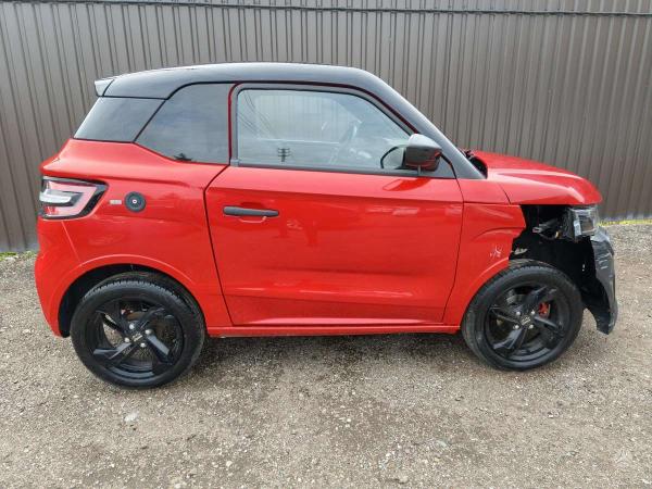 Sarkans Ligier JS 50 2025 Kauņa, ar dzinēja tilpumu 0.50 L un nobraukumu 9 tūkst. km par 10700 €, foto 5 vietnē AUTOMOTO.COM.LV