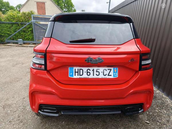Sarkans Ligier JS 50 2025 Kauņa, ar dzinēja tilpumu 0.50 L un nobraukumu 9 tūkst. km par 10700 €, foto 8 vietnē AUTOMOTO.COM.LV