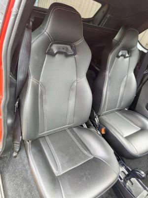 Sarkans Ligier JS 50 2025 Kauņa, ar dzinēja tilpumu 0.50 L un nobraukumu 9 tūkst. km par 10700 €, foto 12 vietnē AUTOMOTO.COM.LV