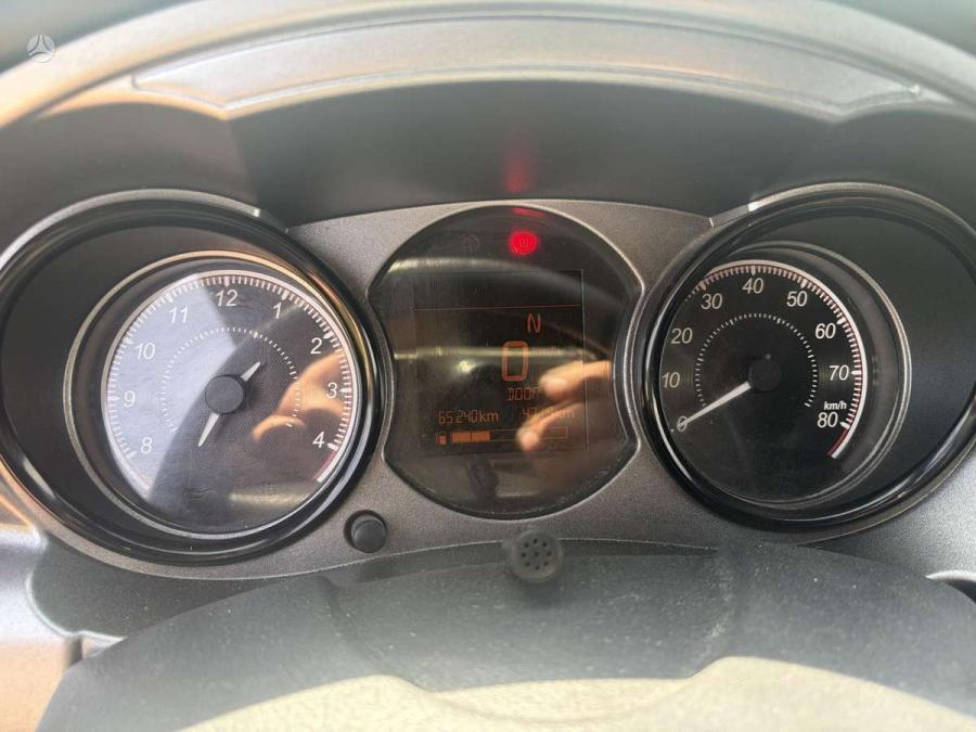 Sarkans Ligier JS 50 2021 Gargždai, ar dzinēja tilpumu 0.48 L un nobraukumu 65 tūkst. km par 8900 €, foto 16 vietnē AUTOMOTO.COM.LV