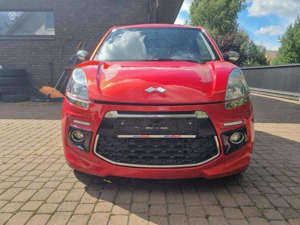 Red Ligier JS 50 2016 in Kaunas, with an engine capacity of 0.49 L and mileage of 137 thousand km for 6400 €, photo 1 on AUTOMOTO.COM.LV