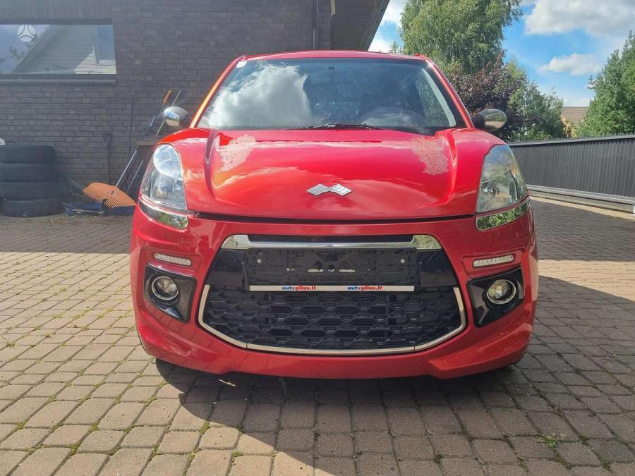 Sarkans Ligier JS 50 2016 Kauņa, ar dzinēja tilpumu 0.49 L un nobraukumu 137 tūkst. km par 6400 €, foto 1 vietnē AUTOMOTO.COM.LV