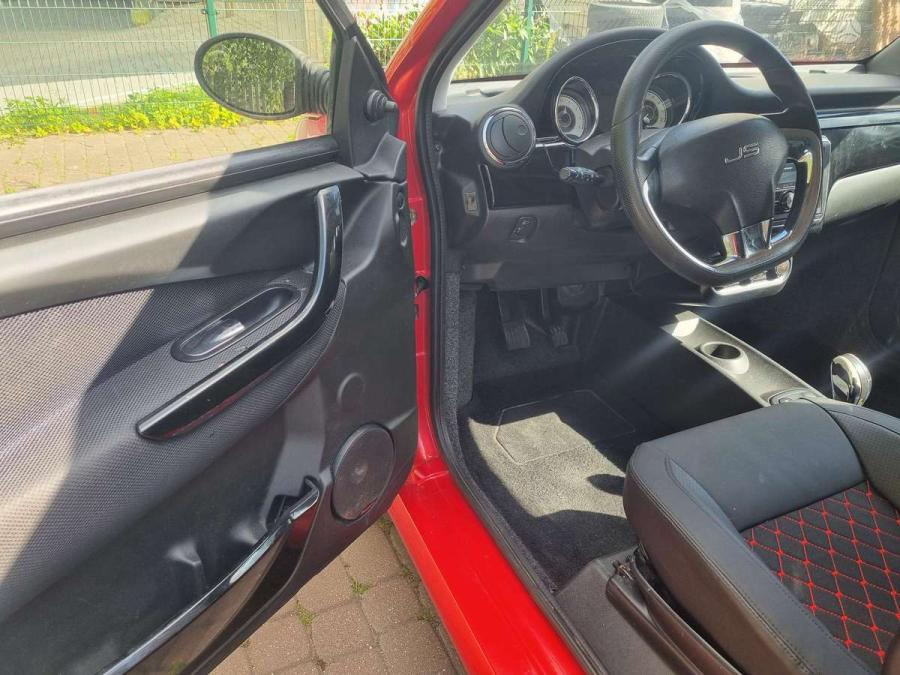 Sarkans Ligier JS 50 2016 Kauņa, ar dzinēja tilpumu 0.49 L un nobraukumu 137 tūkst. km par 6400 €, foto 10 vietnē AUTOMOTO.COM.LV