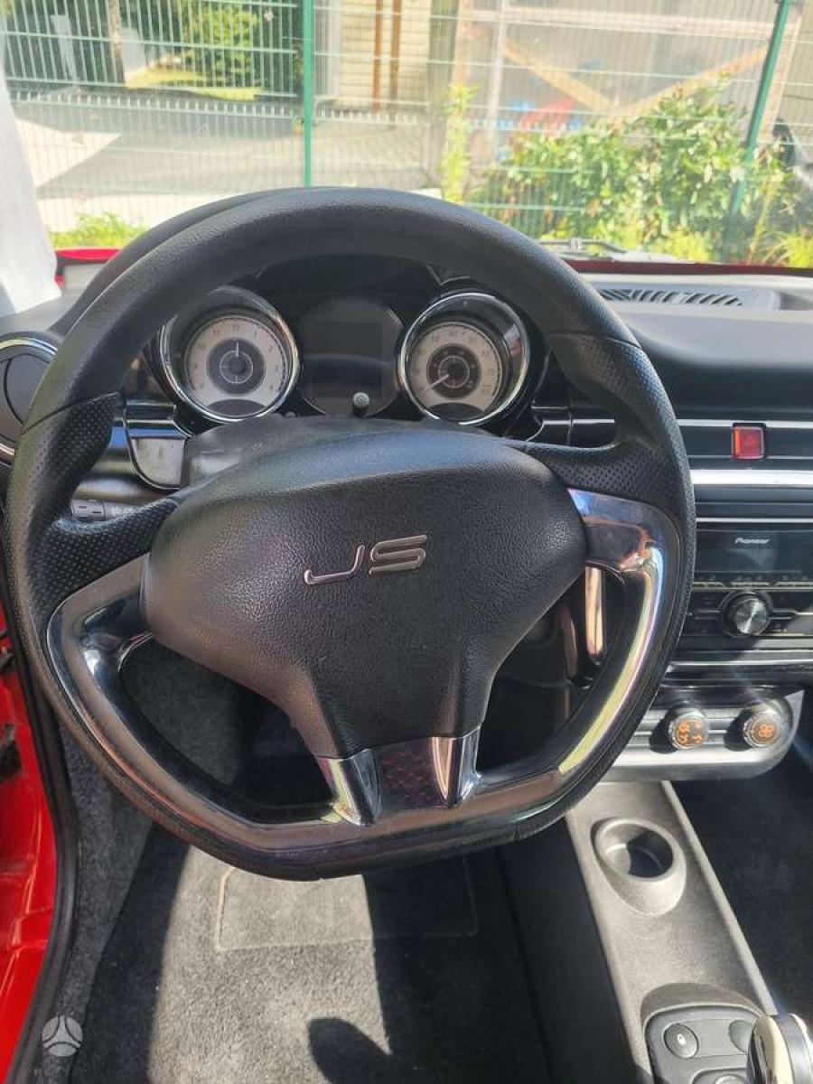 Sarkans Ligier JS 50 2016 Kauņa, ar dzinēja tilpumu 0.49 L un nobraukumu 137 tūkst. km par 6400 €, foto 14 vietnē AUTOMOTO.COM.LV