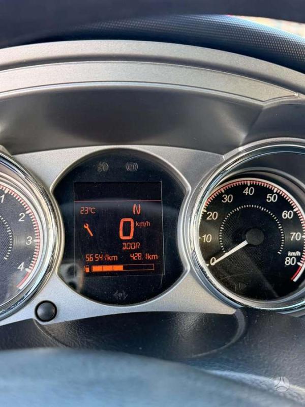 Sarkans Ligier JS 50 2017 Kauņa, ar dzinēja tilpumu 0.51 L un nobraukumu 52 tūkst. km par 7200 €, foto 4 vietnē AUTOMOTO.COM.LV