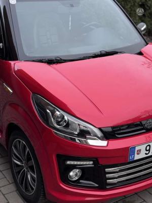 Sarkans Ligier JS 50 2020 Kauņa, ar dzinēja tilpumu 0.50 L un nobraukumu 23 tūkst. km par 9200 €, foto 6 vietnē AUTOMOTO.COM.LV