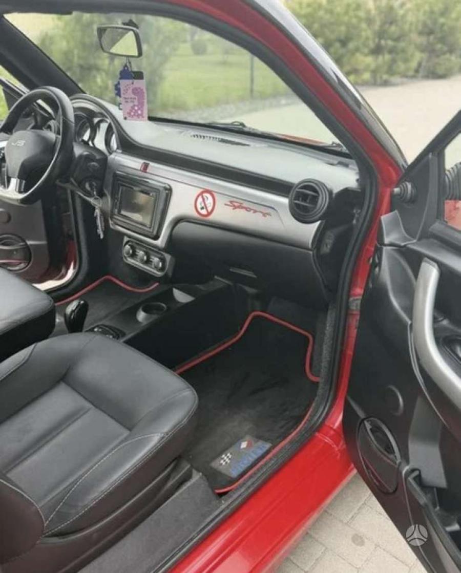 Red Ligier JS 50 2020 in Siauliai, with an engine capacity of 0.50 L and mileage of 29 thousand km for 9300 €, photo 5 on AUTOMOTO.COM.LV