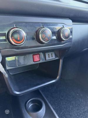 Sarkans Ligier JS 50 2023 Prienai, ar dzinēja tilpumu 0.00 L un nobraukumu 13 tūkst. km par 11550 €, foto 16 vietnē AUTOMOTO.COM.LV