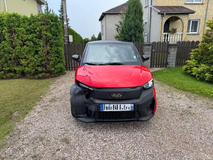Sarkans Ligier JS 50 2025 Kauņa, ar dzinēja tilpumu 0.00 L un nobraukumu 3 tūkst. km par 12200 €, foto 9 vietnē AUTOMOTO.COM.LV