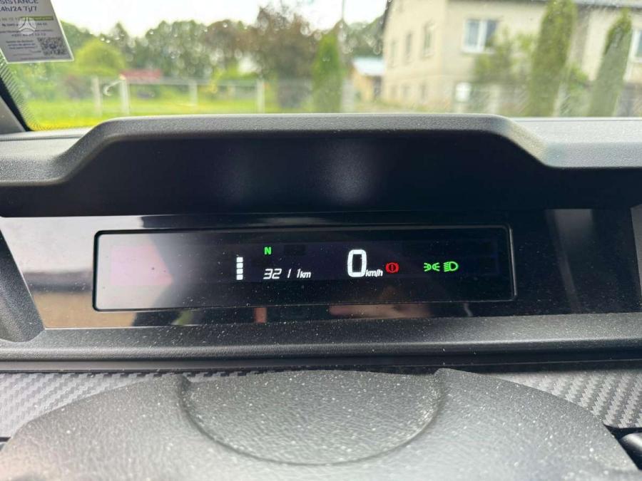 Sarkans Ligier JS 50 2025 Kauņa, ar dzinēja tilpumu 0.00 L un nobraukumu 3 tūkst. km par 12200 €, foto 13 vietnē AUTOMOTO.COM.LV