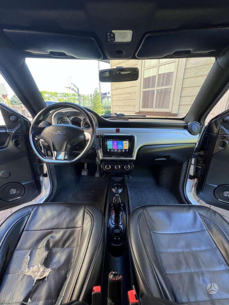 Balts Ligier JS 50 2019 Mažeikiai, ar dzinēja tilpumu 0.50 L un nobraukumu 29 tūkst. km par 9100 €, foto 10 vietnē AUTOMOTO.COM.LV