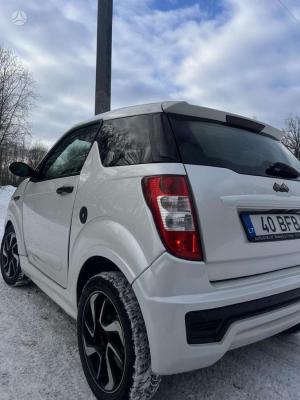 White Ligier JS 50 2018 in Alytus, with an engine capacity of 0.50 L and mileage of 47 thousand km for 7777 €, photo 6 on AUTOMOTO.COM.LV