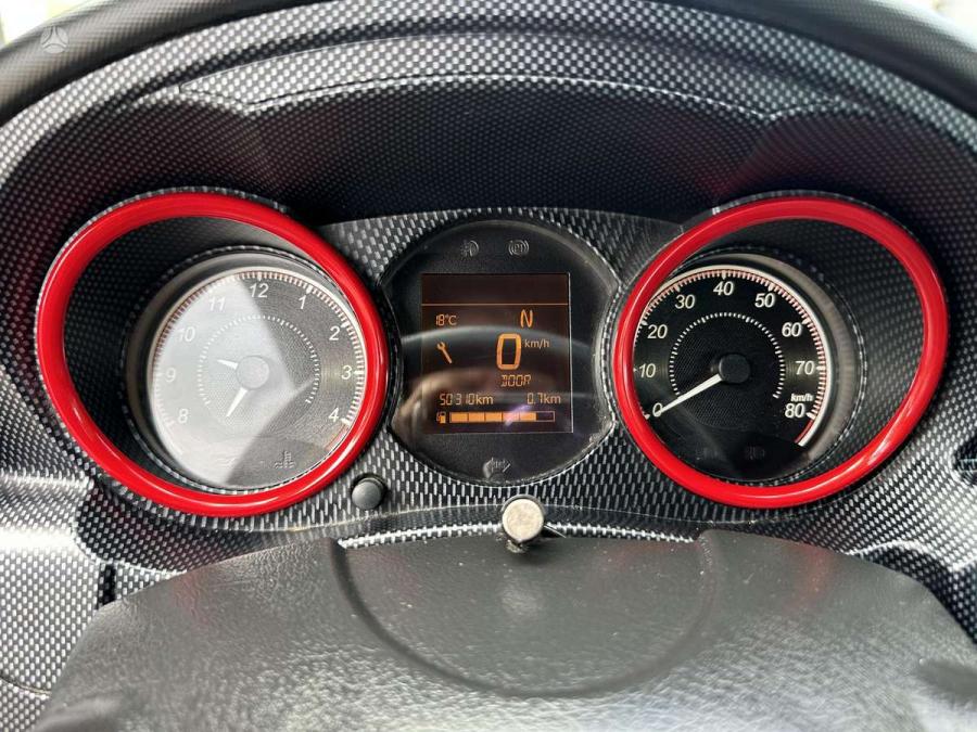 Balts Ligier JS 50 2018 Šauļi, ar dzinēja tilpumu 0.50 L un nobraukumu 50 tūkst. km par 7950 €, foto 23 vietnē AUTOMOTO.COM.LV
