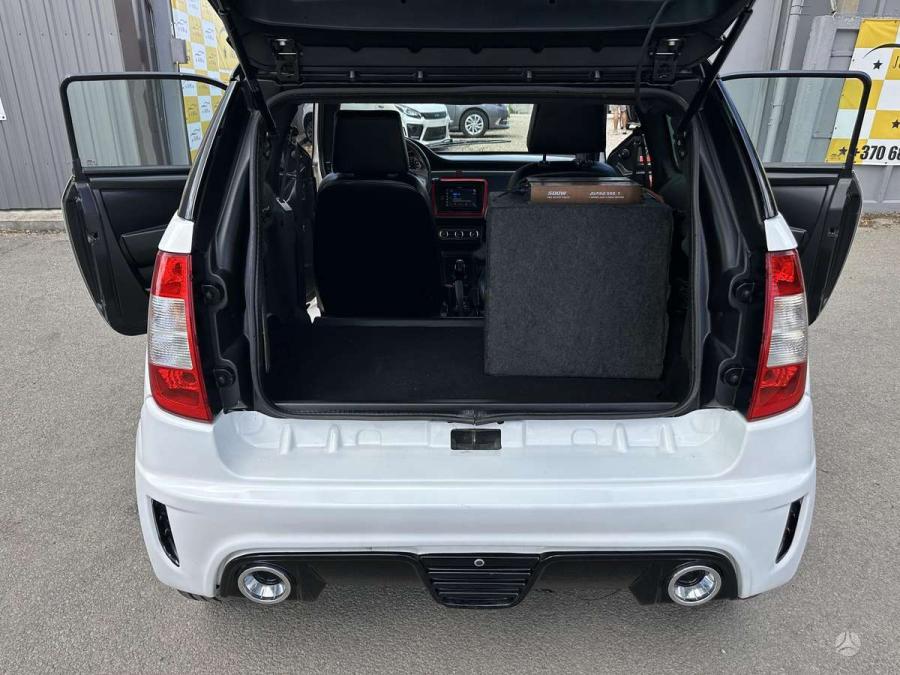 Balts Ligier JS 50 2018 Šauļi, ar dzinēja tilpumu 0.50 L un nobraukumu 50 tūkst. km par 7950 €, foto 28 vietnē AUTOMOTO.COM.LV