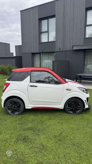 Balts Ligier JS 50 2018 Palanga, ar dzinēja tilpumu 0.00 L un nobraukumu 23 tūkst. km par 7900 €, foto 4 vietnē AUTOMOTO.COM.LV
