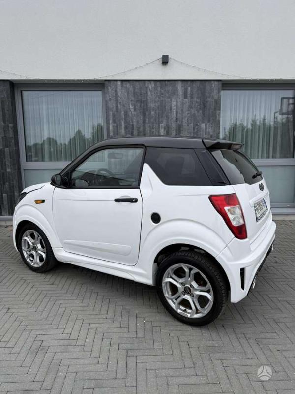 Лижье JS 50 2019 в Алитус на AUTOMOTO.COM.LV Белый Лижье JS 50 2019 в Алитус, объемом двигателя 0.50 л и пробегом 43 тыс. км за 8700 €, фото 7 на AUTOMOTO.COM.LV