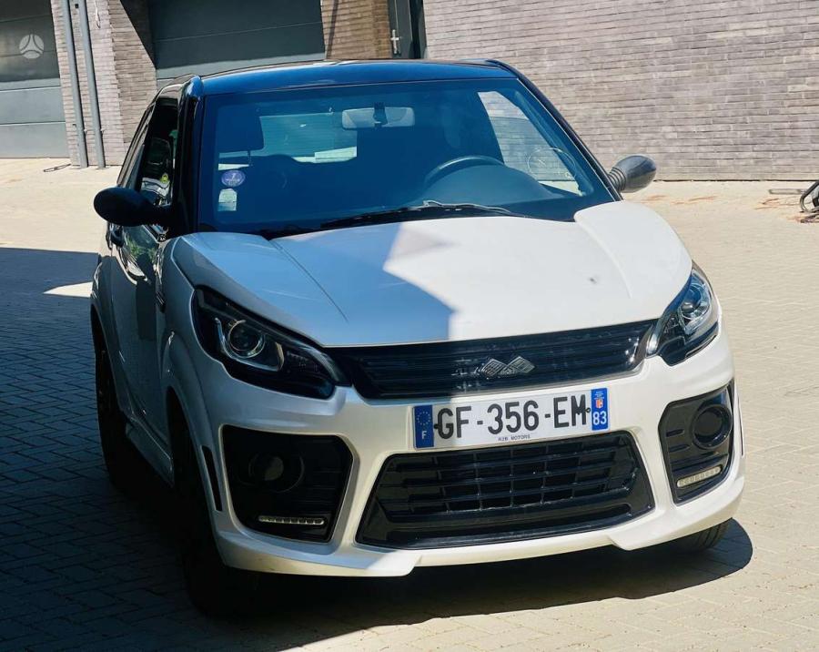 Balts Ligier JS 50 2022 Viļņa, ar dzinēja tilpumu 4.90 L un nobraukumu 27 tūkst. km par 9999 €, foto 1 vietnē AUTOMOTO.COM.LV