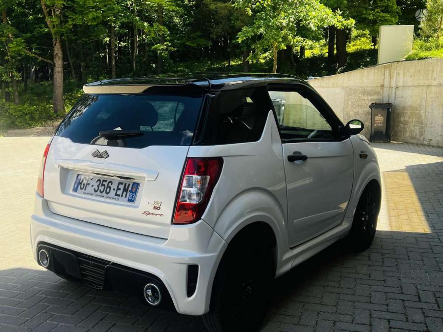 Balts Ligier JS 50 2022 Viļņa, ar dzinēja tilpumu 4.90 L un nobraukumu 27 tūkst. km par 9999 €, foto 5 vietnē AUTOMOTO.COM.LV