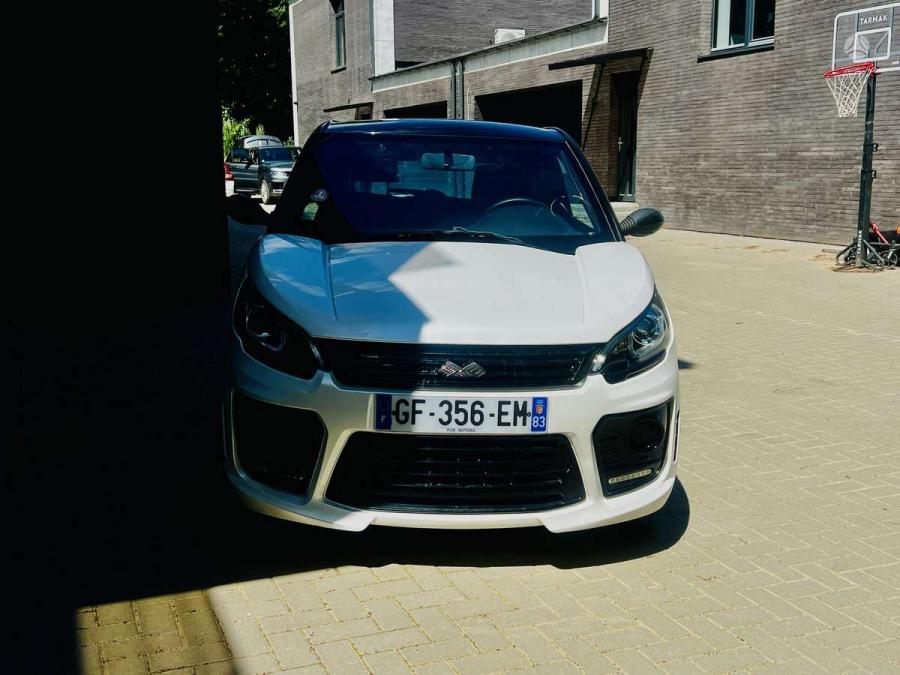Balts Ligier JS 50 2022 Viļņa, ar dzinēja tilpumu 4.90 L un nobraukumu 27 tūkst. km par 9999 €, foto 8 vietnē AUTOMOTO.COM.LV