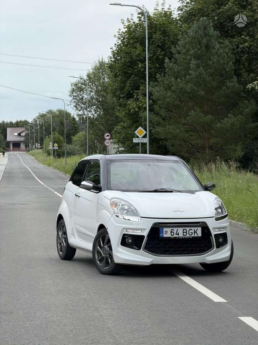 Balts Ligier JS 50 2015 Klaipėda, ar dzinēja tilpumu 0.48 L un nobraukumu 94 tūkst. km par 5500 €, foto 3 vietnē AUTOMOTO.COM.LV