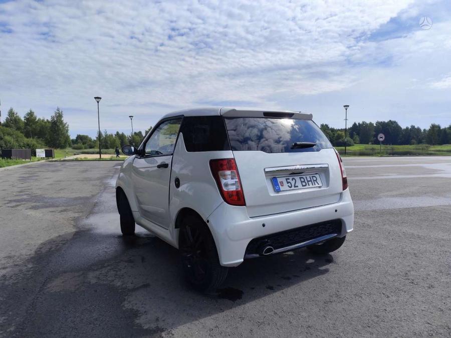 White Ligier JS 50 2016 in Radviliskis, with an engine capacity of 0.51 L and mileage of 39 thousand km for 6200 €, photo 5 on AUTOMOTO.COM.LV