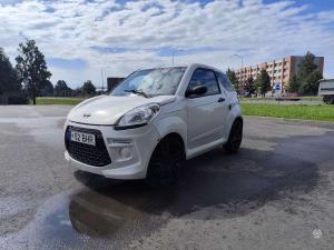 White Ligier JS 50 2016 in Radviliskis, with an engine capacity of 0.51 L and mileage of 39 thousand km for 6200 €, photo 6 on AUTOMOTO.COM.LV