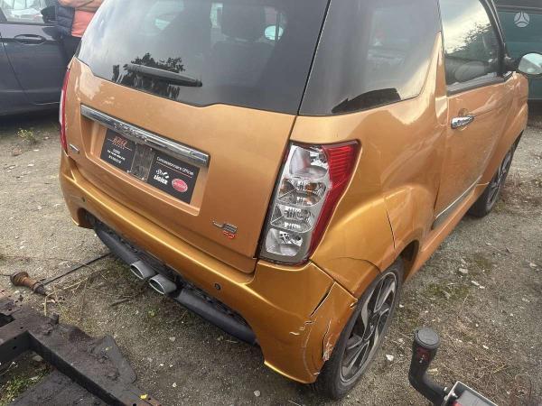 Yellow Ligier JS 50 2014 in Ukmerge, with an engine capacity of 0.50 L and mileage of 33 thousand km for 4350 €, photo 9 on AUTOMOTO.COM.LV