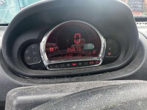 Dzeltens Ligier JS 50 2014 Ukmergė, ar dzinēja tilpumu 0.50 L un nobraukumu 33 tūkst. km par 4350 €, foto 13 vietnē AUTOMOTO.COM.LV
