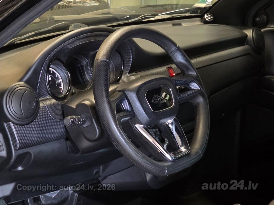 Melns Ligier JS 60 2022 Tallina, ar dzinēja tilpumu 0.49 L un nobraukumu 22 tūkst. km par 13490 €, foto 22 vietnē AUTOMOTO.COM.LV